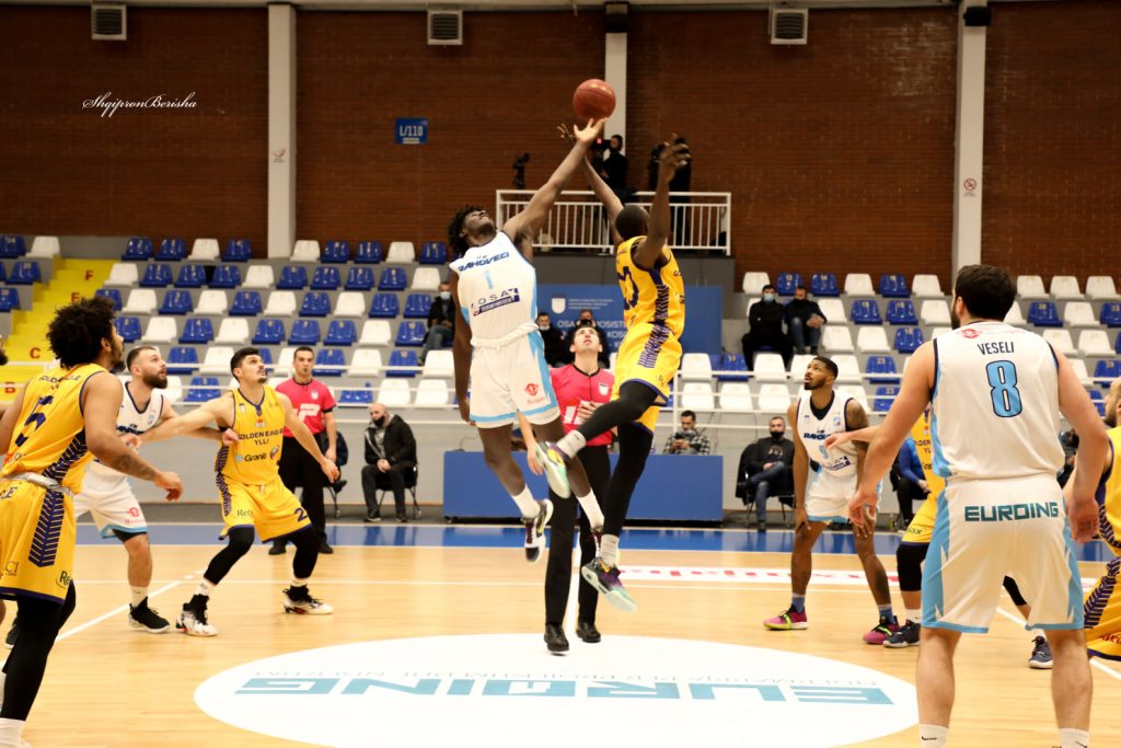 Fundjavë e zjarrtë në “Play-off”-in e basketbollit kosovar – Demokracia Fundjavë e zjarrtë në “Play-off”-in e basketbollit kosovar – Demokracia